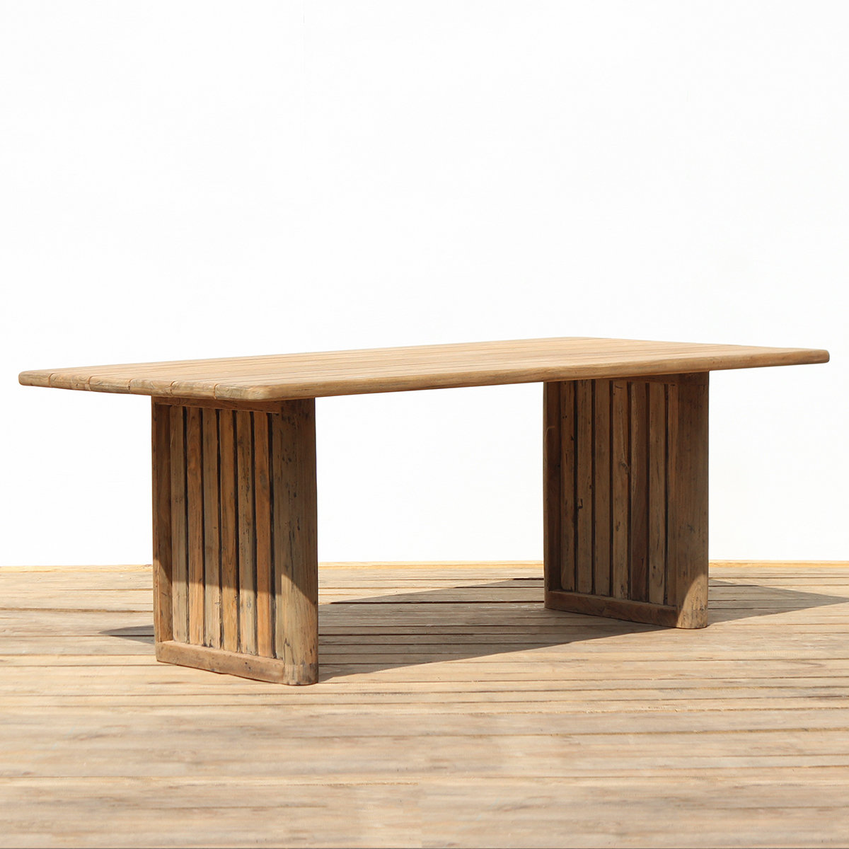 Kiitos Dining Table | KAYULAMA